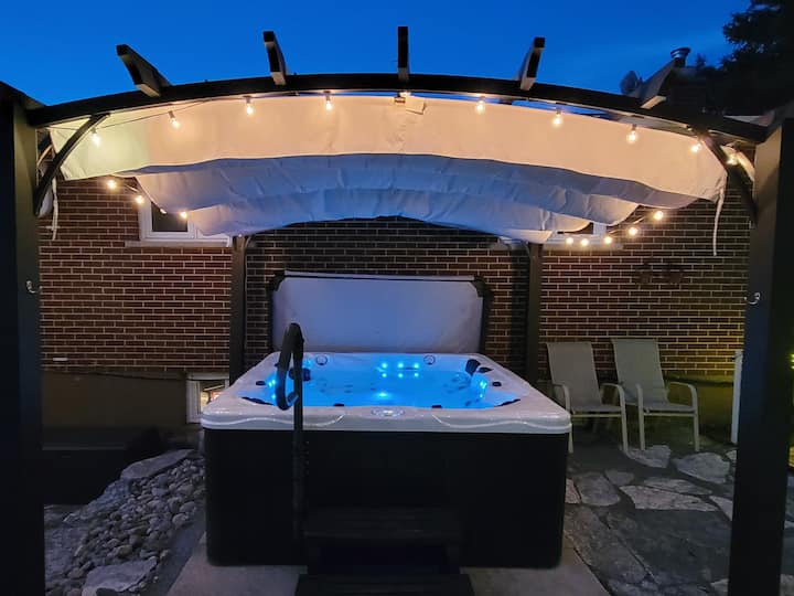 Steam, Soak & Serenity At Leaskdale Landing - Kawartha Lakes