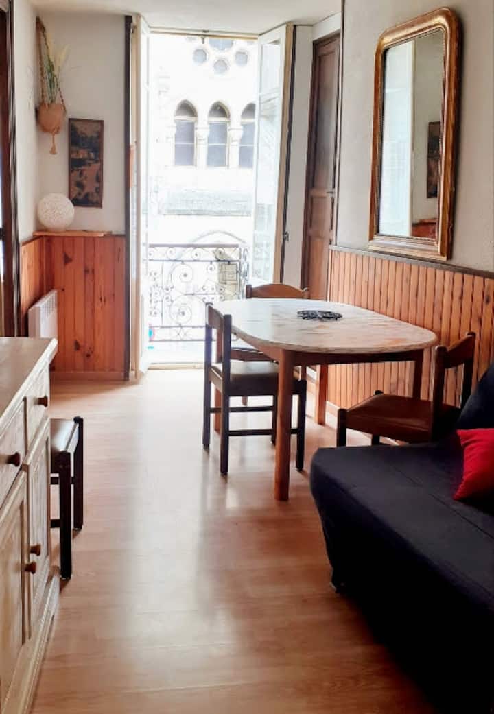 Appartement Chaleureux Dans Le Vieux Quartier - Cauterets