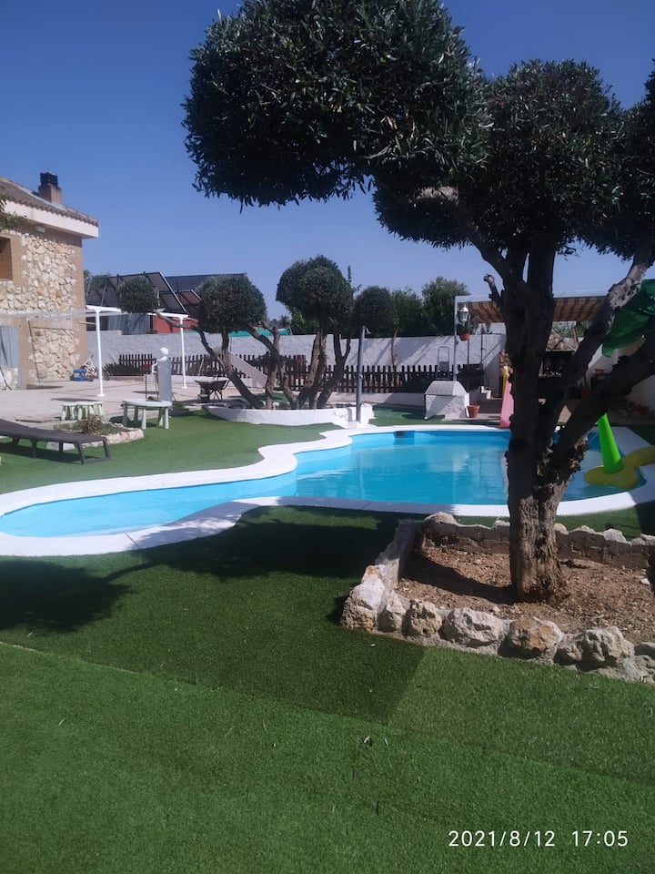 Precioso Apartamento, En Casa  Con Piscina. - Mejorada del Campo