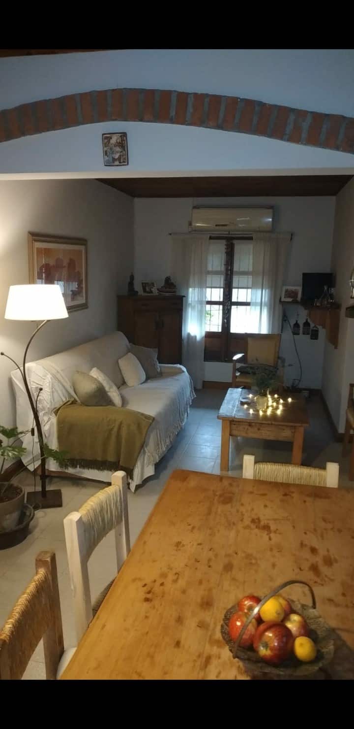 Lugar Cálido,tranquilo Y Limpio
Ideal Para Parejas - San Antonio de Areco