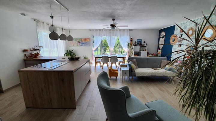 Maison Avec Jardin Reposant Aux Portes De Bordeaux - Latresne