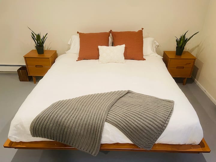 Modern Contemporary Nordic Home | Central Location - Anchorage, AK