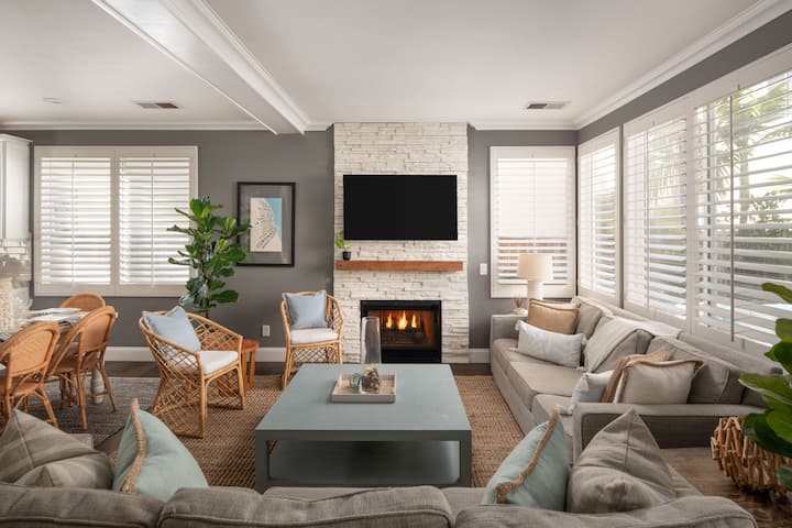 Surf And Sand Beach House - Carlsbad, CA