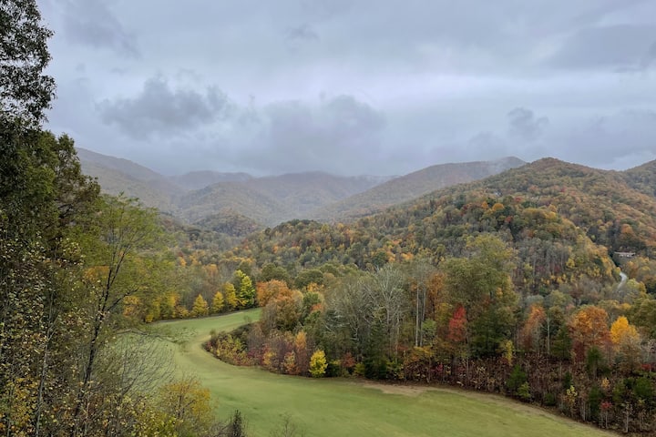 The Mountain View Lodge - Luxury In Whittier! - Cherokee, NC