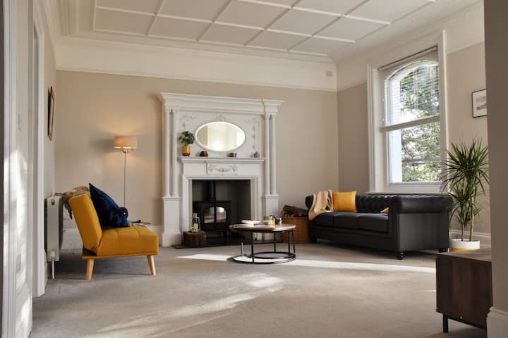 Ashbrooke Lodge: Large 1bed Victorian Mansion Flat - Bexhill