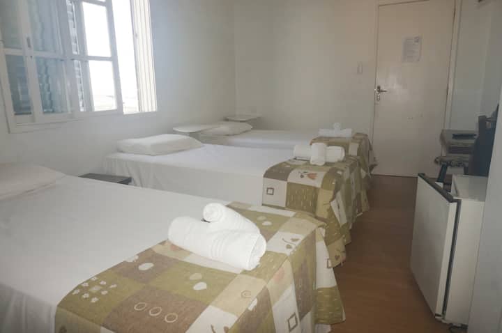 Quarto Triplo Luxo / Com Ar Condicionado. - Rio Grande, Brazil