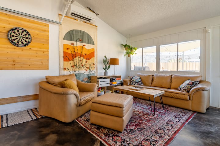 "Doves Nest" Jacuzzi Dog Friendly Pingpong Kingbed - Joshua Tree, CA