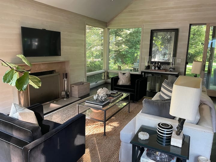 Decorator's Own Bungalow In Water Mill - The Hamptons