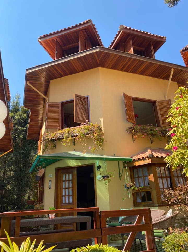 Casa De Condomínio Villaggio Del Sole - Campos do Jordão