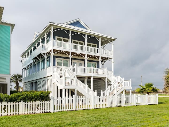 Bluebonnet Beach House/gulf Views - 加爾維斯敦
