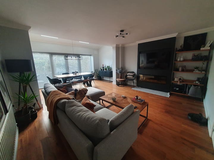 Modern Four Bed Near Airport With City Access - Portmarnock