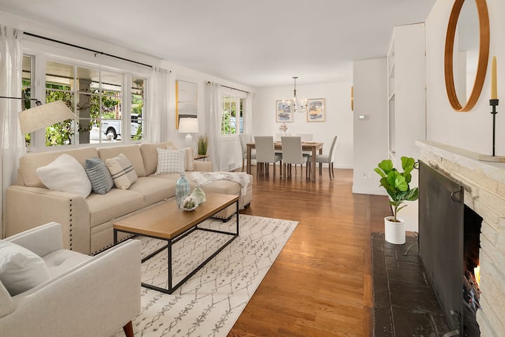 Dt Bellevue Hidden Gem With A View & Ac - Bellevue, WA