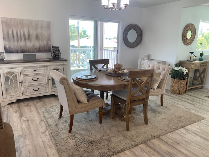 Spacious 7 Bed/3 Bath Home In Coconut Grove! - Kailua, HI