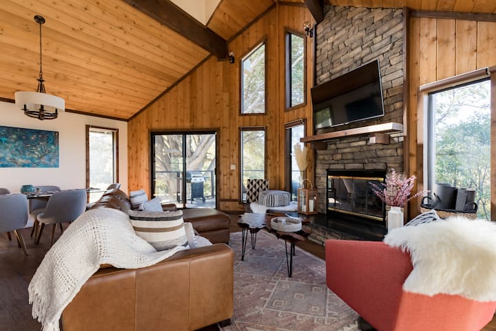 Lakeview Cabin In The Woods (Spectacular View) - Crestline, CA