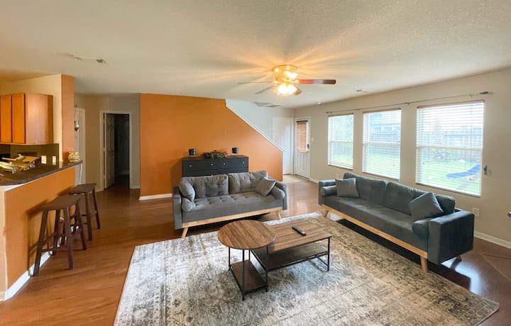 8min To Iah, Convenient Location - Spring, TX