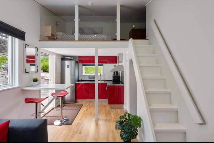 Cosy Newly Renovated Apartment Next To Mälaren - Tumba