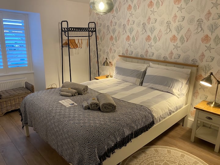 Spacious Period Cottage: Sea Views, Encl Garden. - Appledore