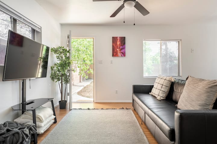 Apartment W/washer Dryer - Arizona