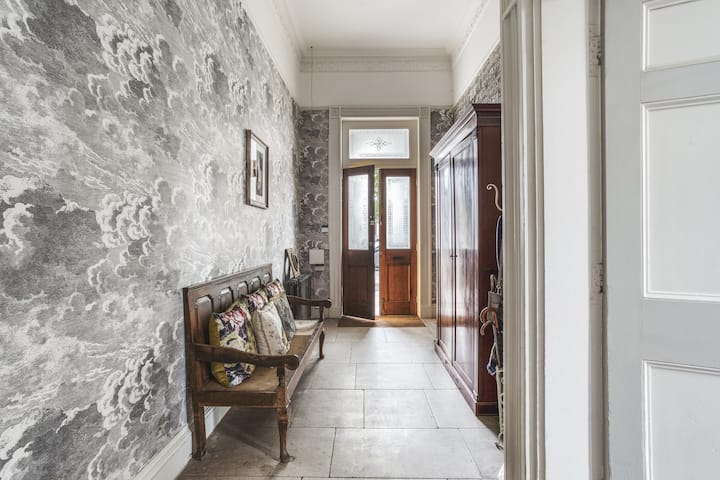 Derby - Spacious Georgian 5 Bed Mansion - イギリス ダービー