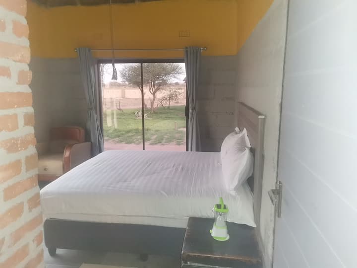 Delightful Campsite With 7 Tents, 2 Ensuite Beds - Botswana