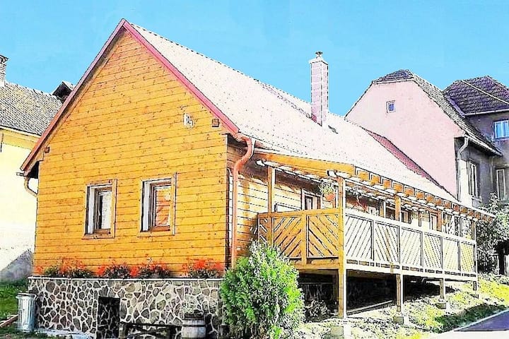 Romantická Chalupa Pod Vysokými Tatrami - Liptovský Mikuláš