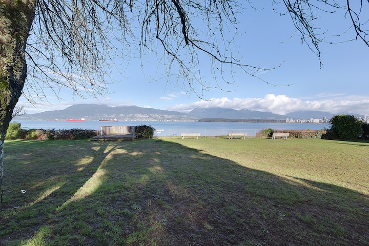 Kitsilano Waterfront Getaway - Vancouver