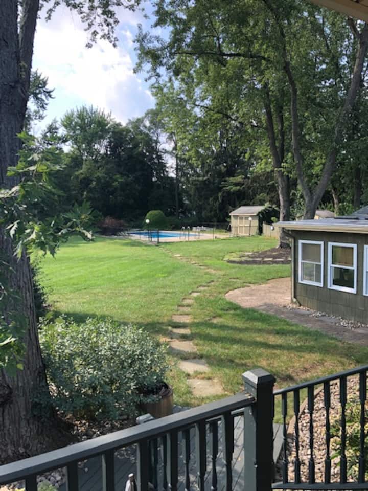 Red Bank Vacation Rentals & Homes - New Jersey, United States | Airbnb