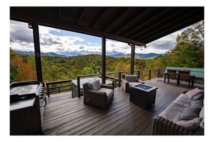End Of The Ridge Cabin With Stunning Views - Bryson City, NC