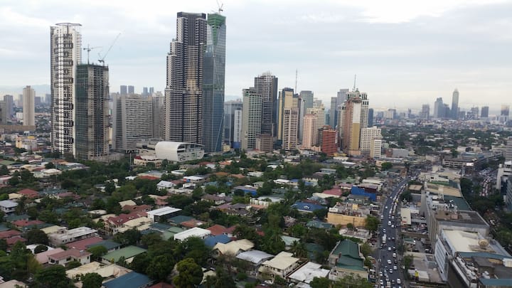 1-bedroom Large Luxury Corner Unit In Sm Jazz - Taguig