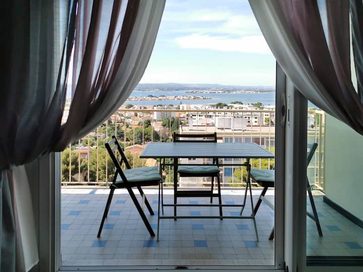 Appartement Vue Imprenable Sur Le Bassin De Thau - Plage de Sète
