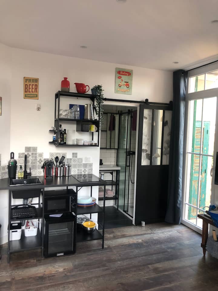 Studio Au Calme De 25 M2 Avec Terrasse Privative - La Seyne-sur-Mer