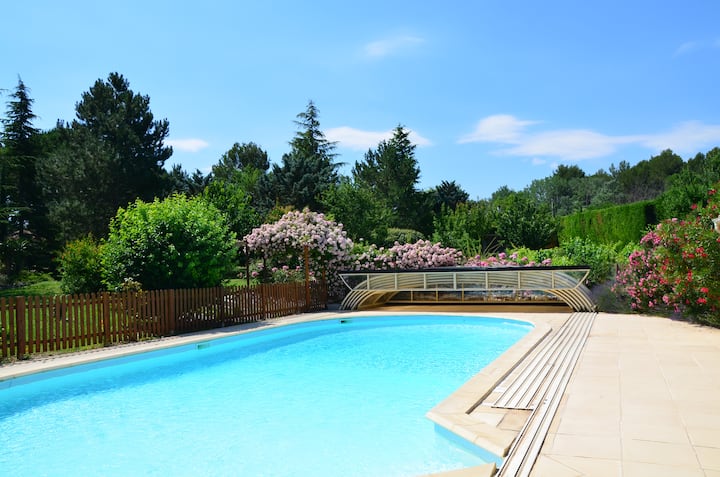 Terrevigne, Un Havre De Paix En Provence. - Aix-en-Provence