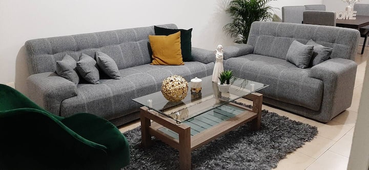 Casa Hermosa Llena De Vida En El Sur De León Gto. - León