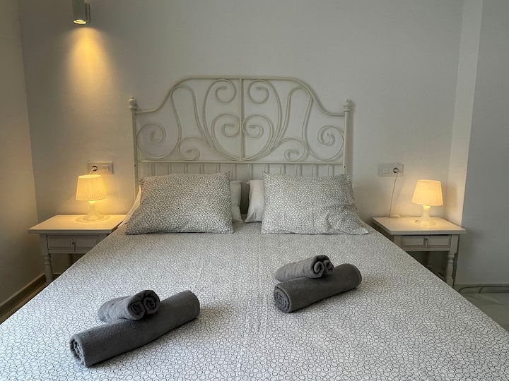 Apartamento En Calle Nueva, Recién Reformado. - Cádiz