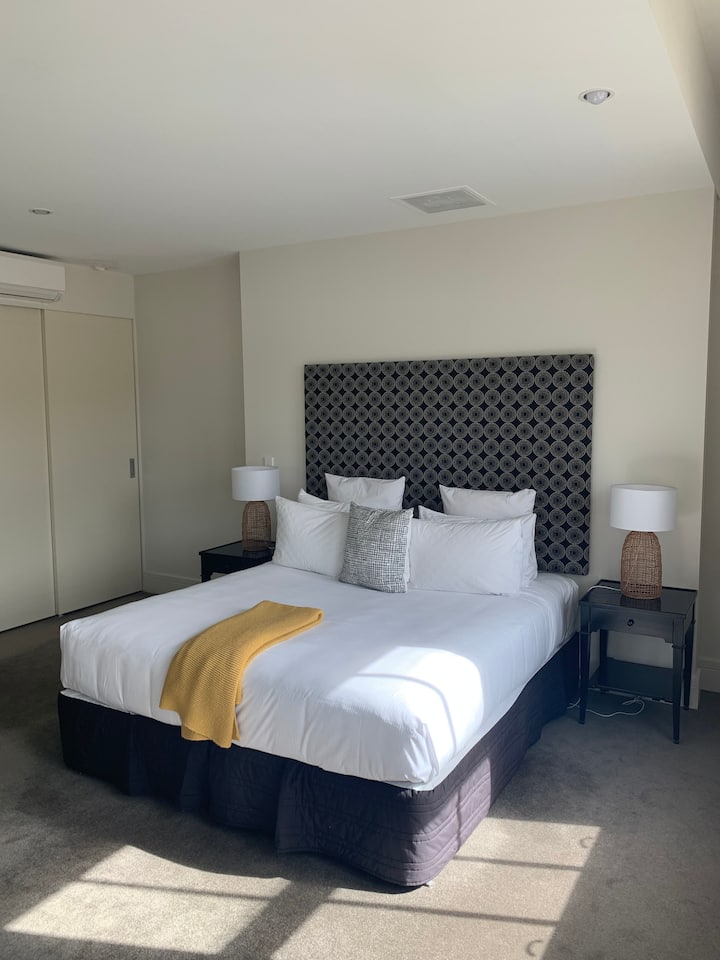 Studio Apartment With City View. - Napier, New Zealand