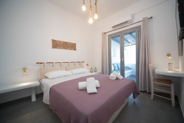 Superior Apartment W Sea View | Eunoia Apartments - Santorini