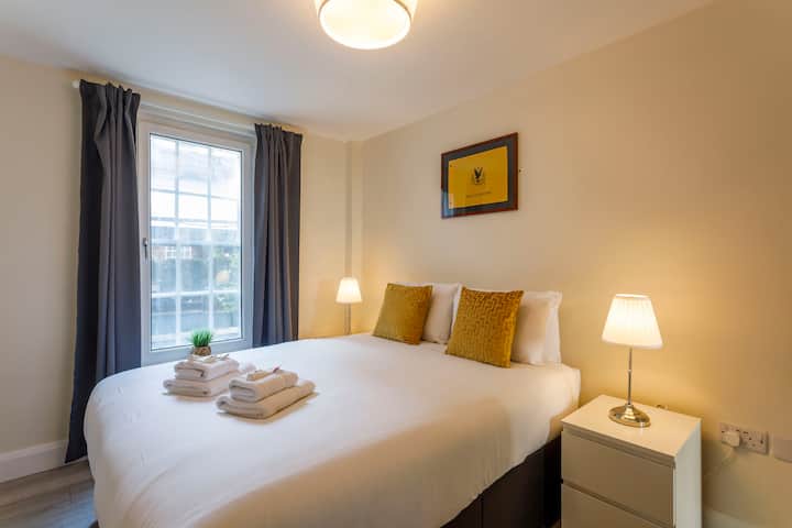 Lovely 2 Bed Apartment In Temple Bar - City Centre - Dublin