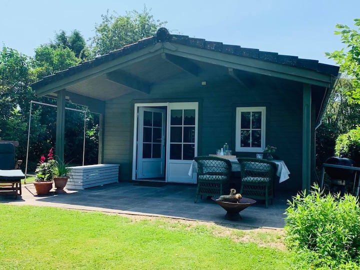 Skøn Lille Hytte I Idylliske Omgivelser Nær Vand. - Westerholz