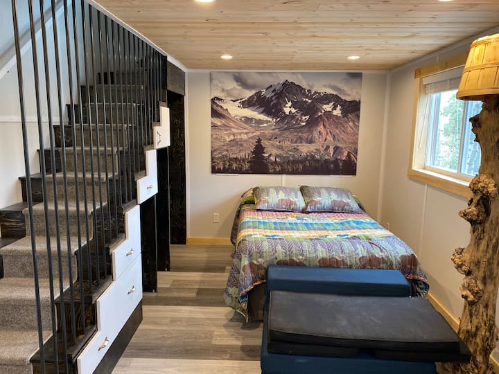 Payne Lake Wilderness Huts- Grizzly Basin in Mountain View, Alberta ...