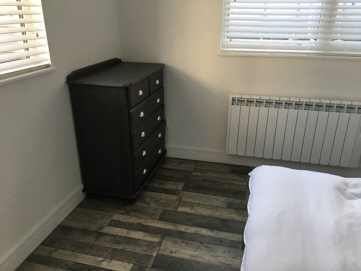 Lovely Brand New Refurbished One Bedroom Apartment - Rottingdean