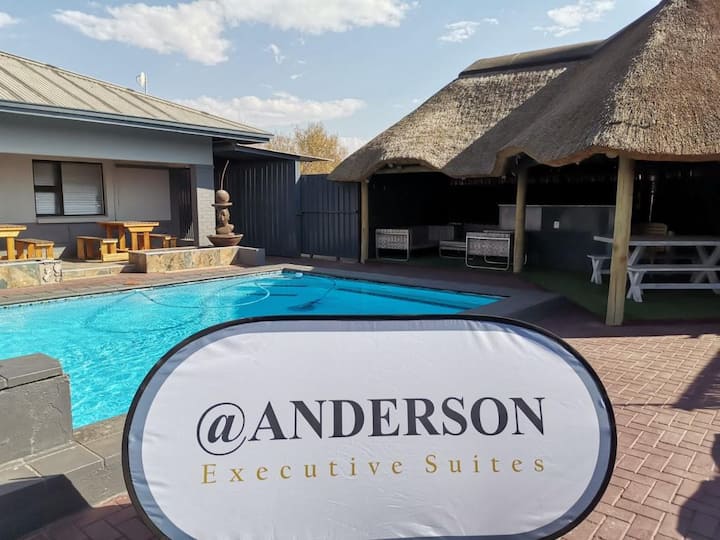 Classy And Very Spacious 1 Bedroom Suite, No 3 - Kimberley