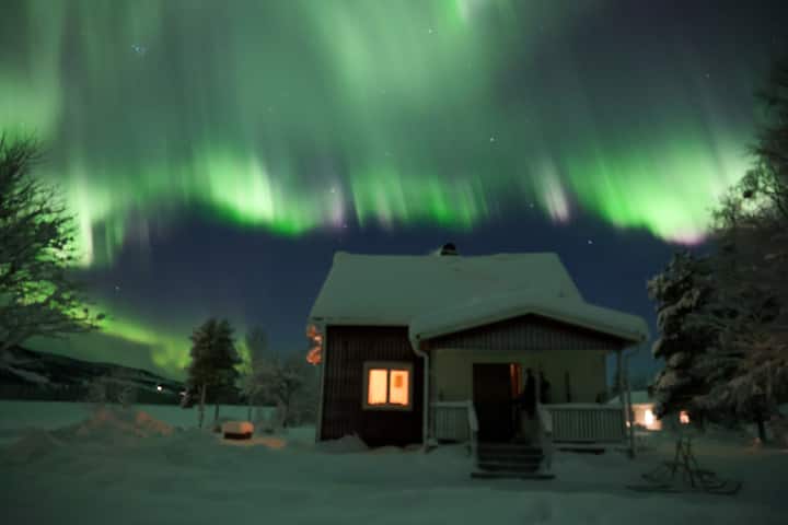 Hem I Lappland Vid Sjön Kuittasjärvi - Pello