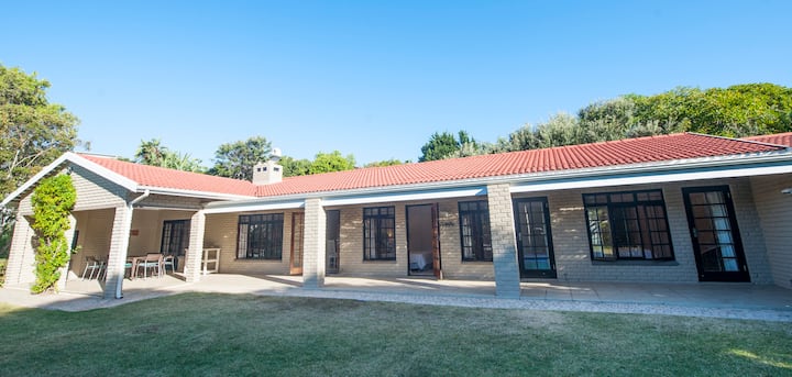 A Beautiful Villa Close To The Beach. - Plettenberg Bay