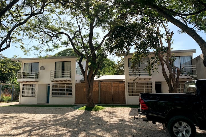 Casa Buda 2 Casas Completas Para Familias Grandes - Liberia