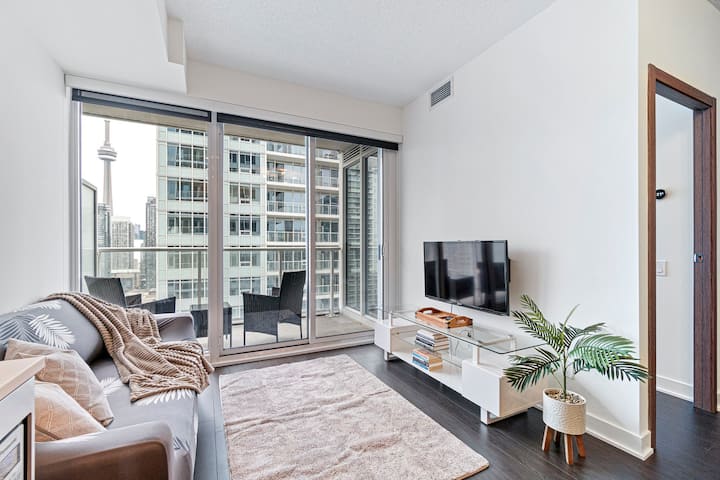 High-rise Condo W/stunning Cn Tower & Lake View - 토론토