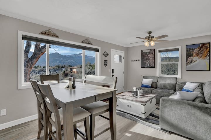 Grandview Mesa - Amazing Mountain Views! - Colorado Springs