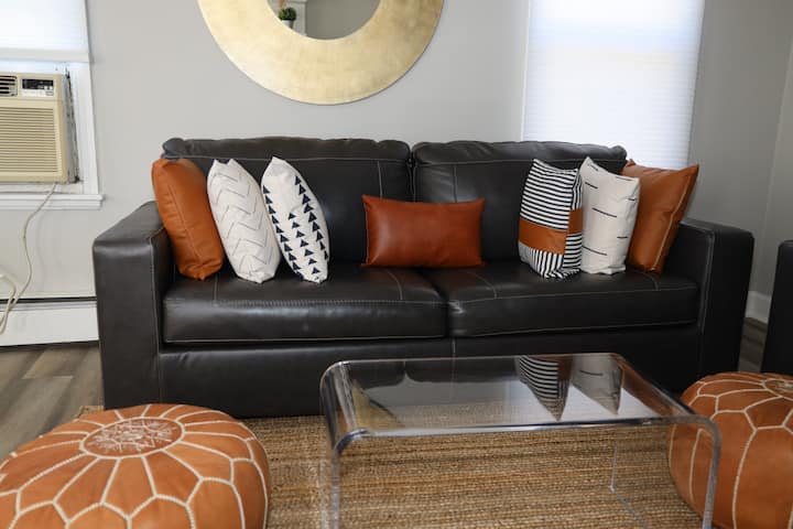 Old Southeast 1br, Near Dwtn. 15min To Beaches! - St. Petersburg, FL