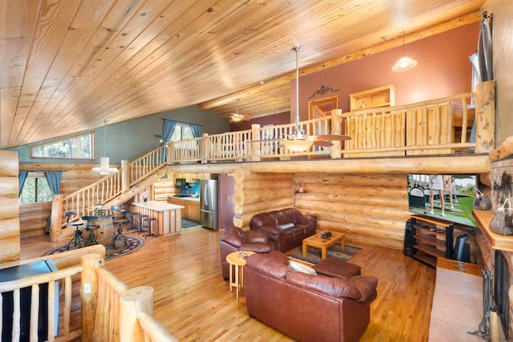 Private, Spacious Log Cabin- Perfect Fall Getaway! - Prescott, AZ