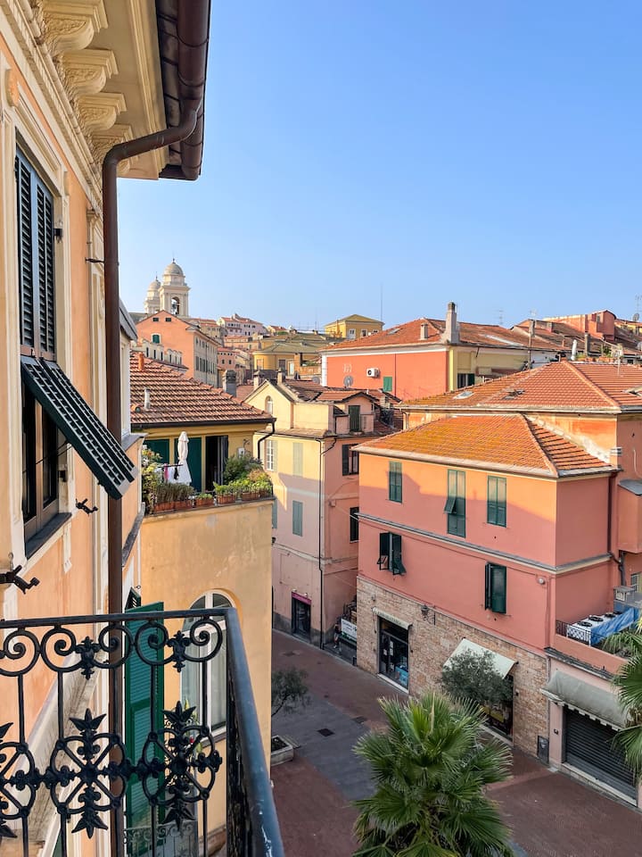 Lovely 3-bedroom Apartment In Imperia - Imperia