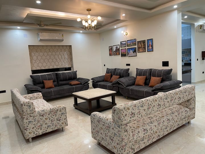 The Palatial Homes- Luxury Home Stay In Dehradun - Dehradun